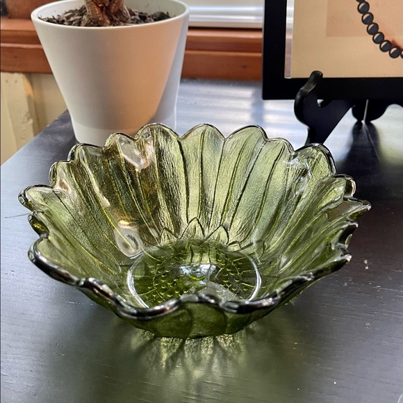 Accents | 4s Vintage Indiana Glass Co Lilly Pons Sunflower Dish | Poshmark